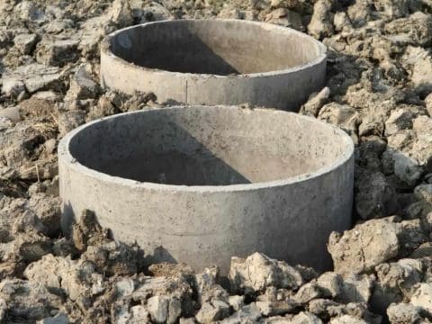 Concrete Septic Tank Lid: Sizes, Weight & Cost (Explained)