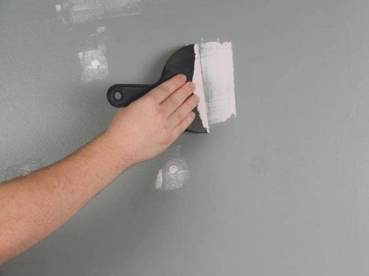 Joint Compound Vs Spackle: What Are the Major Differences?