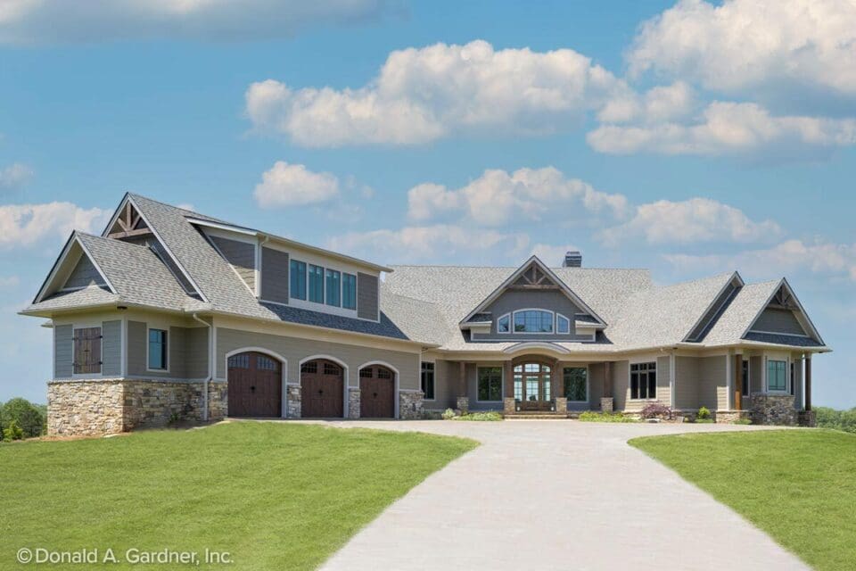 Cathedral-Ceilinged Craftsman 3-Bedroom 1-Story Home With 3-Car Angled ...