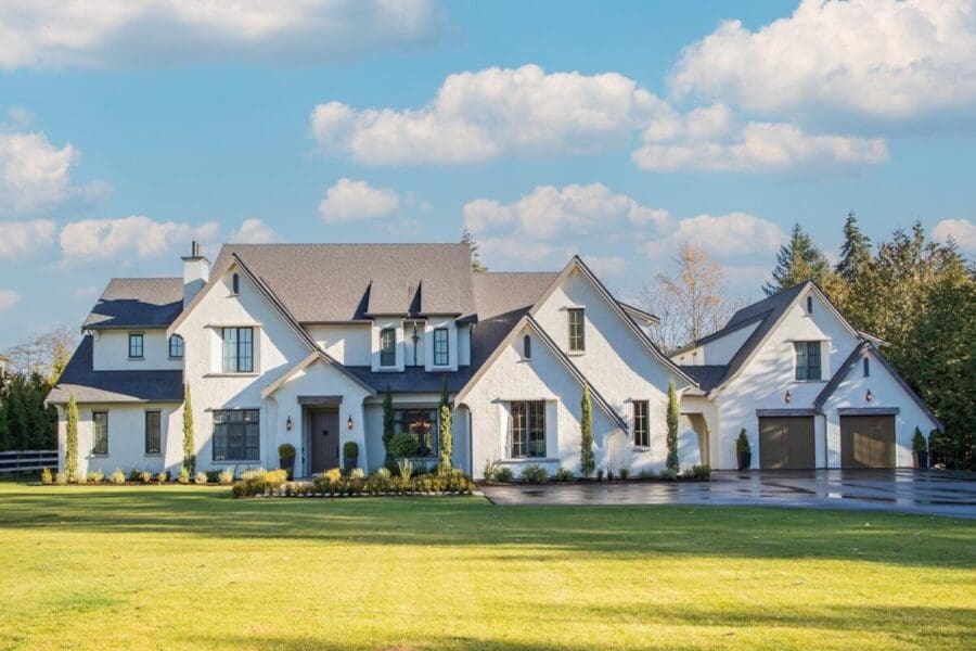 6-Bedroom 2-Story European House With Multiple Bonus Rooms above ...