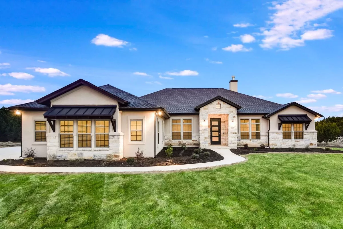 4-Bedroom Single-Story Texas-Style Ranch Home with Vaulted Great Room ...
