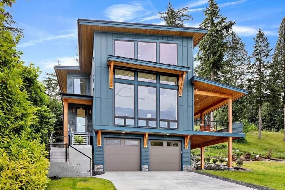 3-Bedroom 2-Story Contemporary House with Drive-Under Garage (Floor Plan)